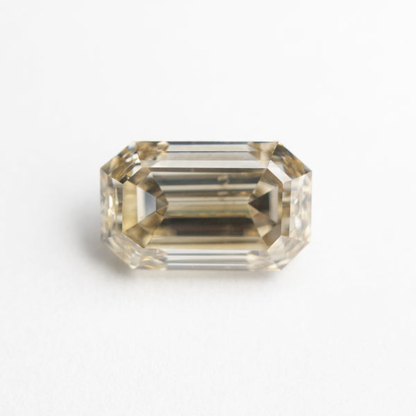 Champagne Step Cut Diamond - 2.03ct Cut Corner Rectangle | Foe & Dear